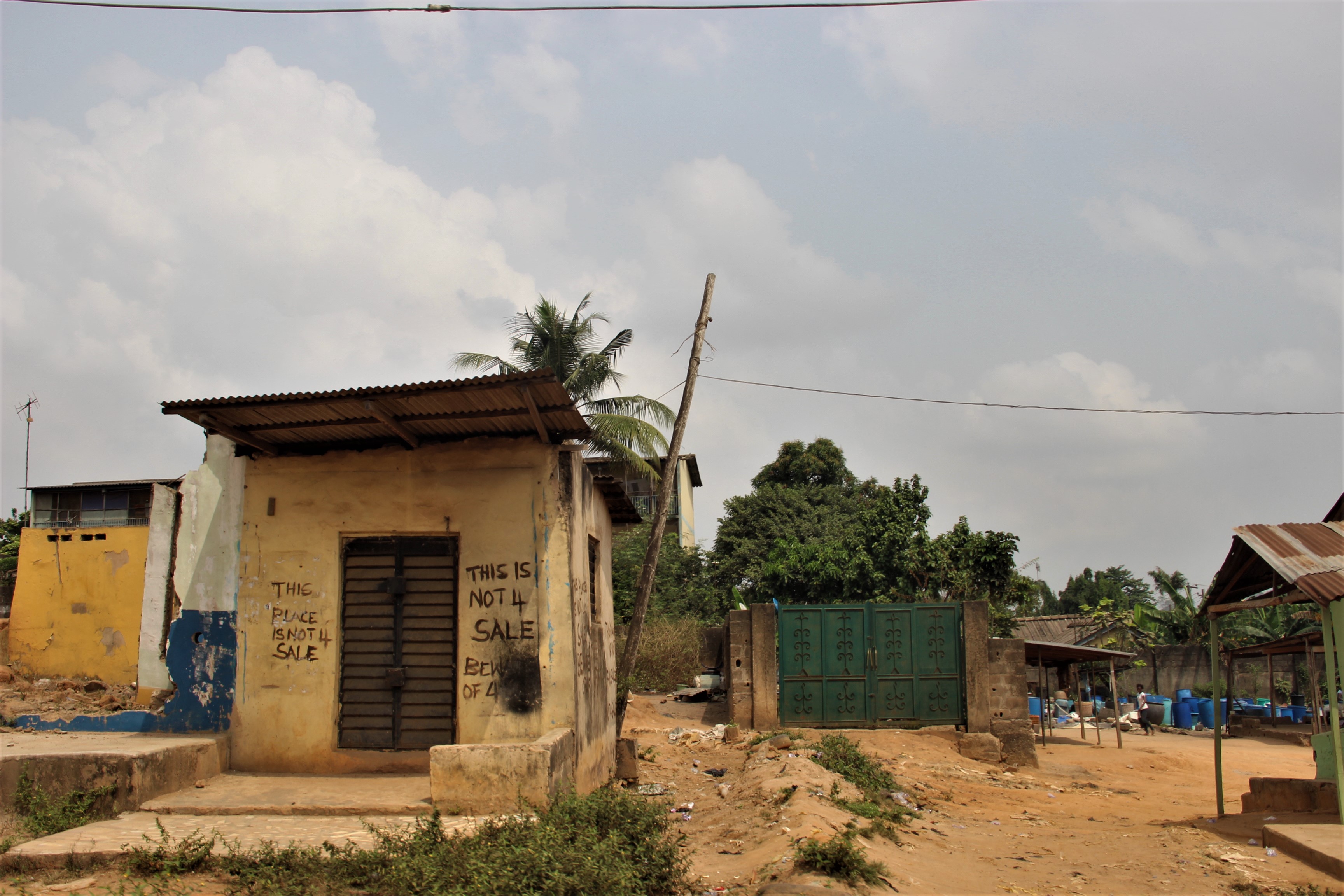 Photo of the Week: This House is not for Sale - Eyes of a Lagos Boy