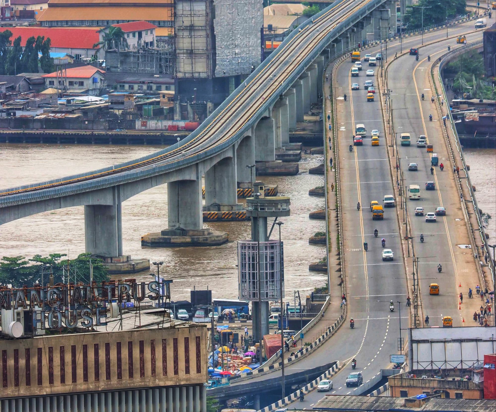 Photo of the Week: Eko Bridge and Lagos Metro Line - Eyes of a Lagos Boy